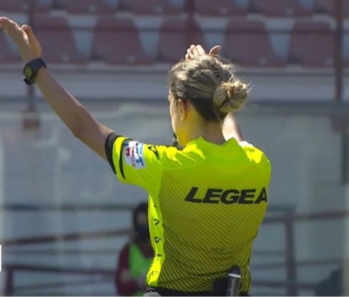 Maria Marotta: "E' stata una vera emozione arbitrare una gara di Serie B"